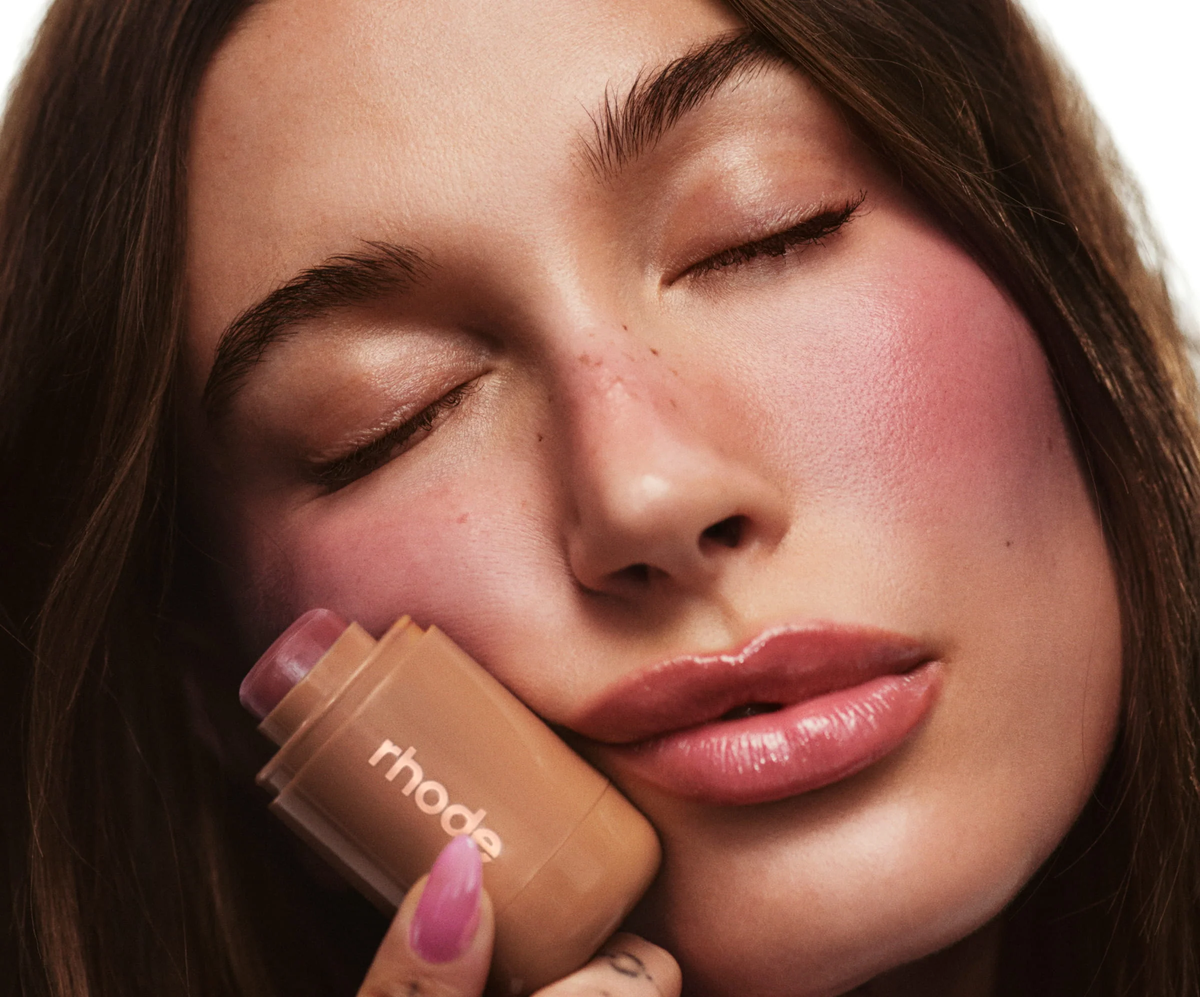 Aztra | Maquillaje y Skincare de Alta Gama